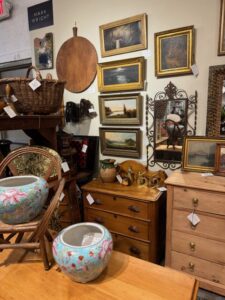 Antique dealer antiques near me